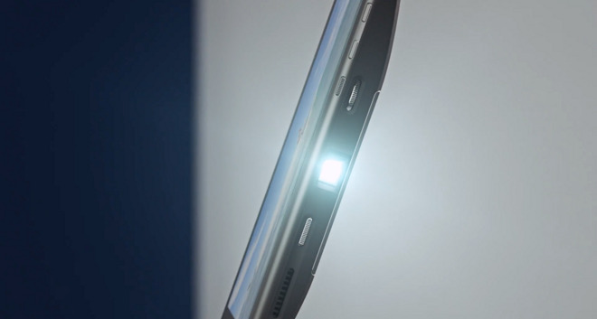 Motorola's swappable 'Moto Mods' turn smartphones into projectors ...